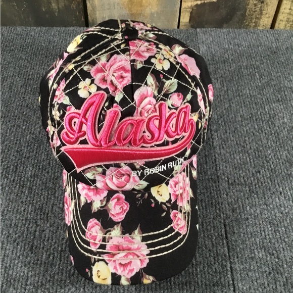 Robin Ruth | Accessories | Alaska Cap By Robin Ruth | Poshmark